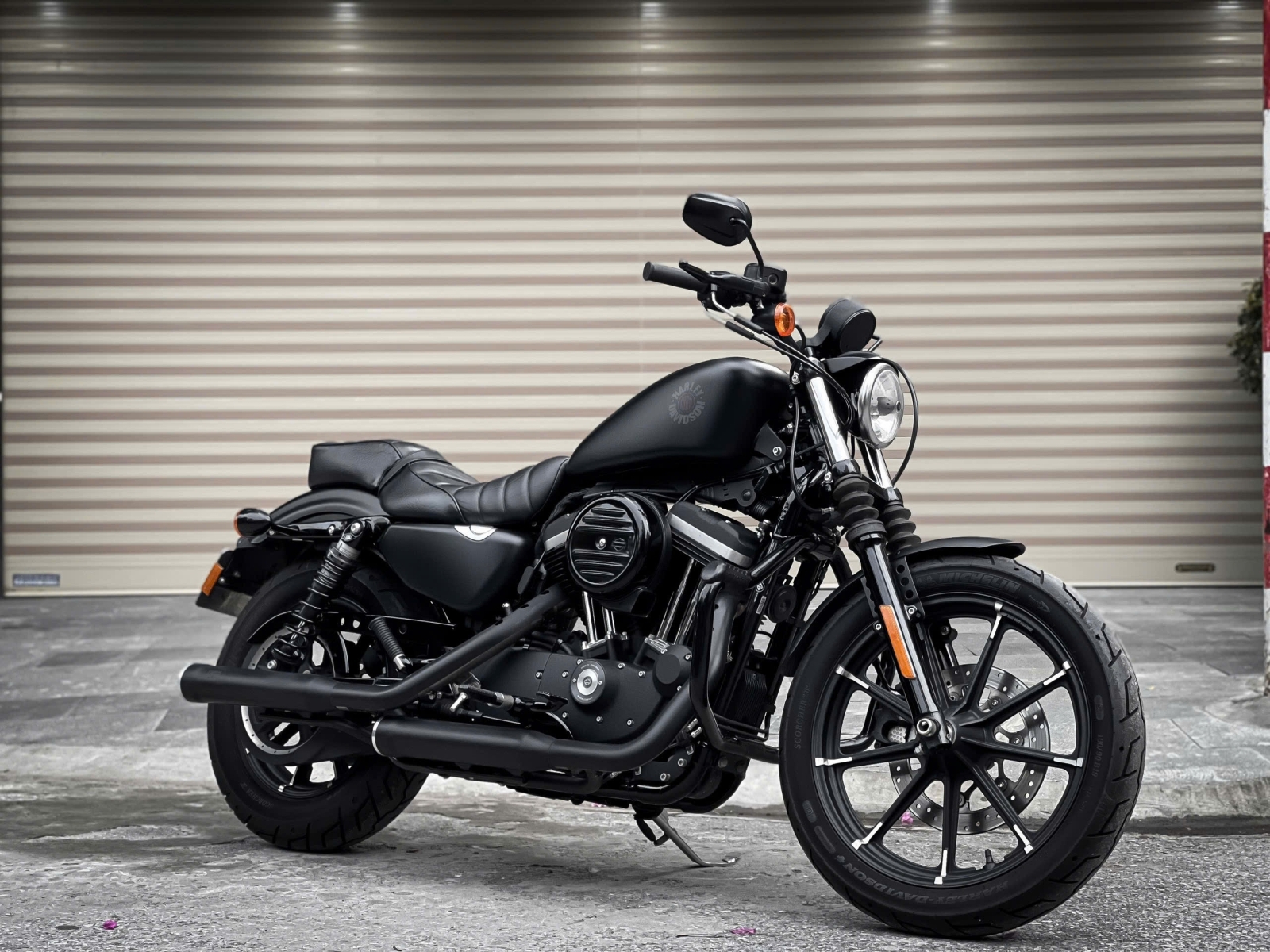 Harley-Davidson Iron 883 Black 2020